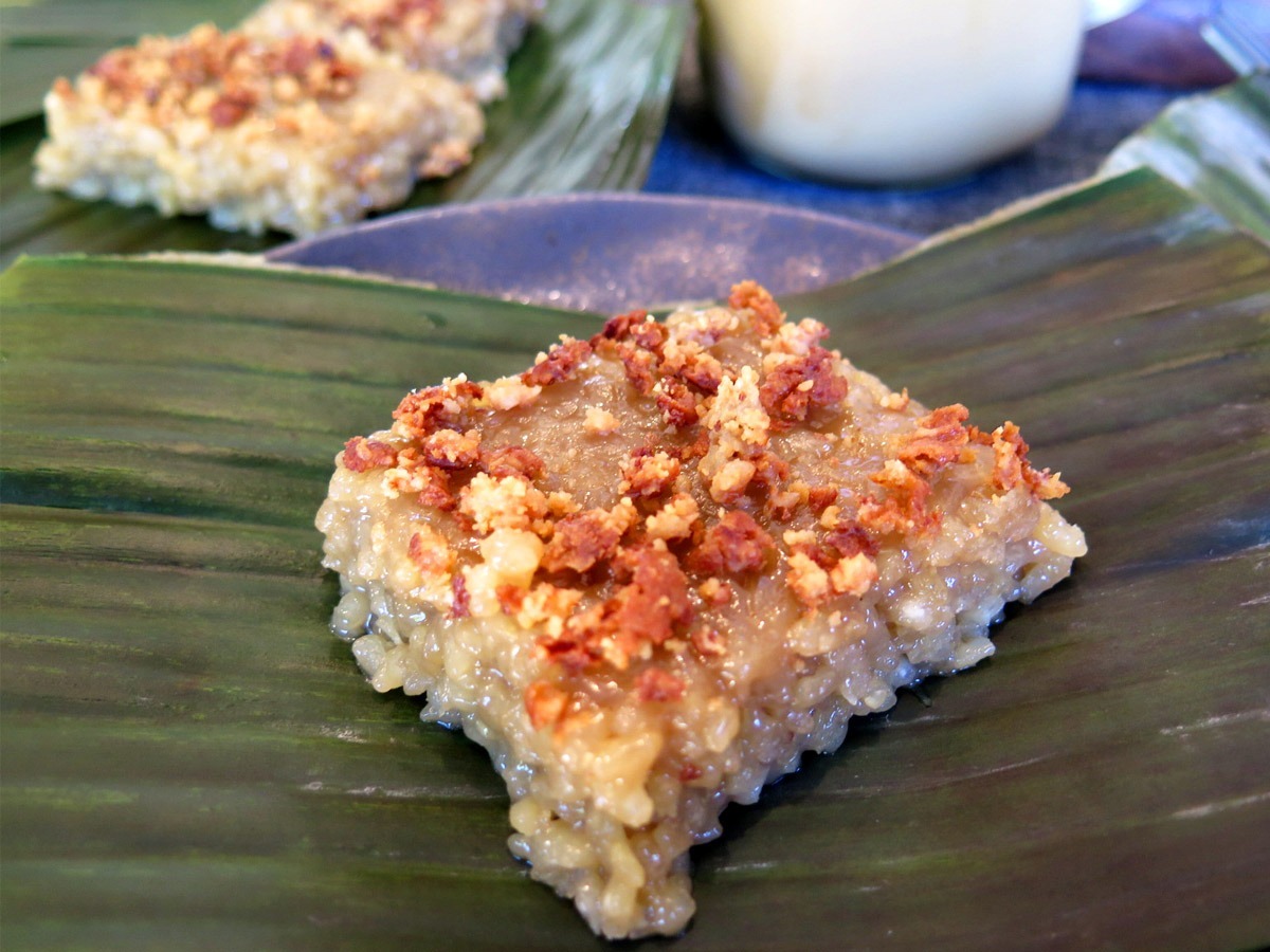 Simple Coconut Rice on Stove Recipe (Fluffy & Sticky Version) | Rice ...