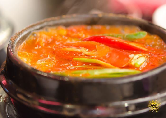 Delicious Vegan Kimchi Soup Recipe (Kimchi Jjigae) | Rice Life Foodie ...